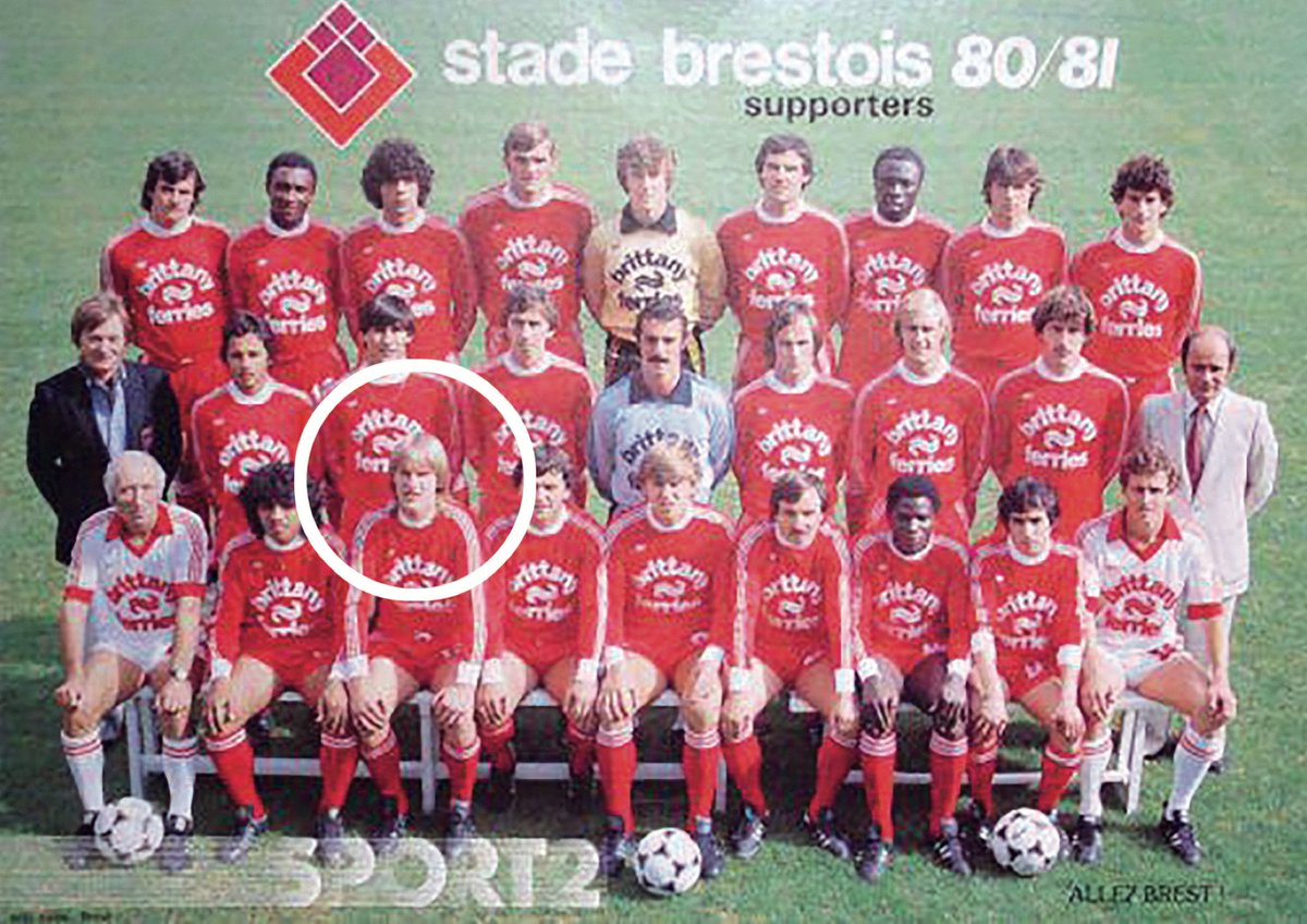 Fichier:Logo Stade Brestois (1982).svg — Wikipédia