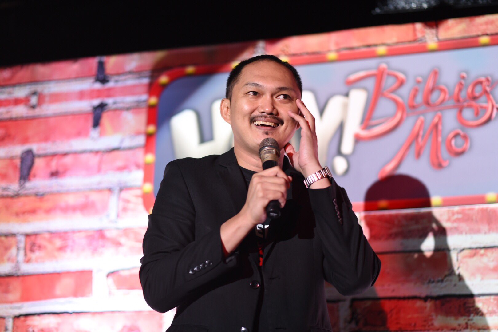 WeTV iflix Philippines on Twitter: "Award-winning comedian GB Labrador‘s bringing the house down ...