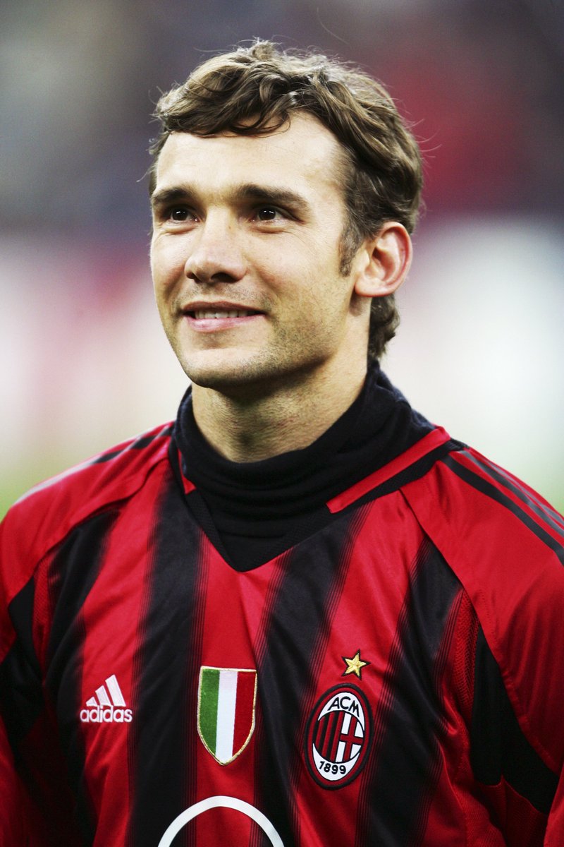 ¿Cuánto mide Andriy Shevchenko?