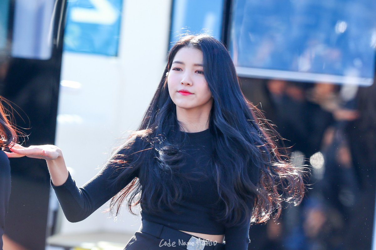 [HKGBUDDIES] GFRIEND討論區 (100) 畢地女友手牽手 在盛開的花路上行走 | LIHKG 討論區