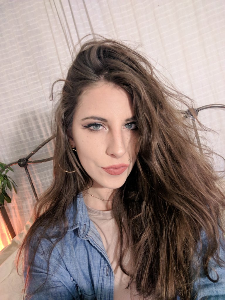 TW Pornstars - 2 pic. Audrey. Twitter. Looking like I'm auditioning for ...