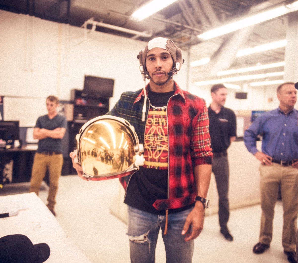 Lewis Hamilton - Steckbrief, News, Bilder | GALA.de