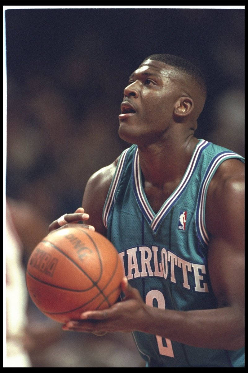 Kemba Walker throw tied foul shots game Anthony Mason Cha Larry Johnson ...