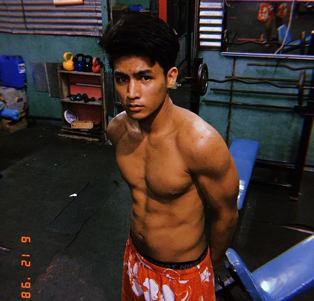 THE JAKOL DIARY on Twitter: "WE LOVE A TAMBAY LOOK! 👊🏻💦…