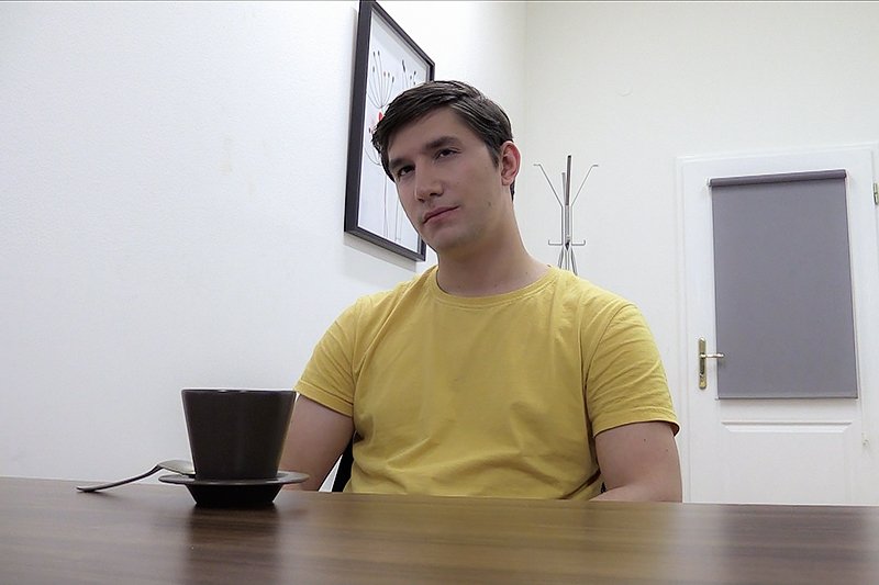 Tricked Guys On Twitter Russian Construction Worker Goes For Job