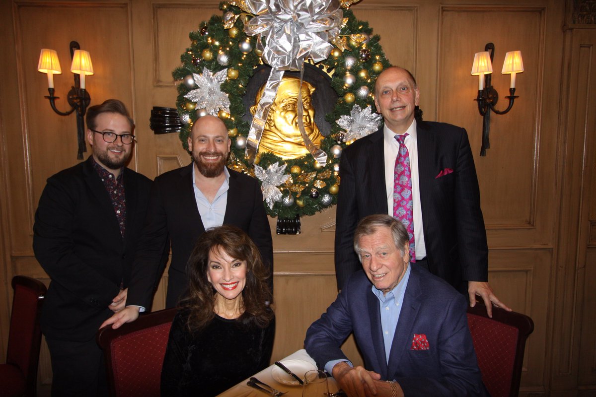 Lunch à la Lucci. @Susan_Lucci dines w/ husband Helmut Huber plus ...