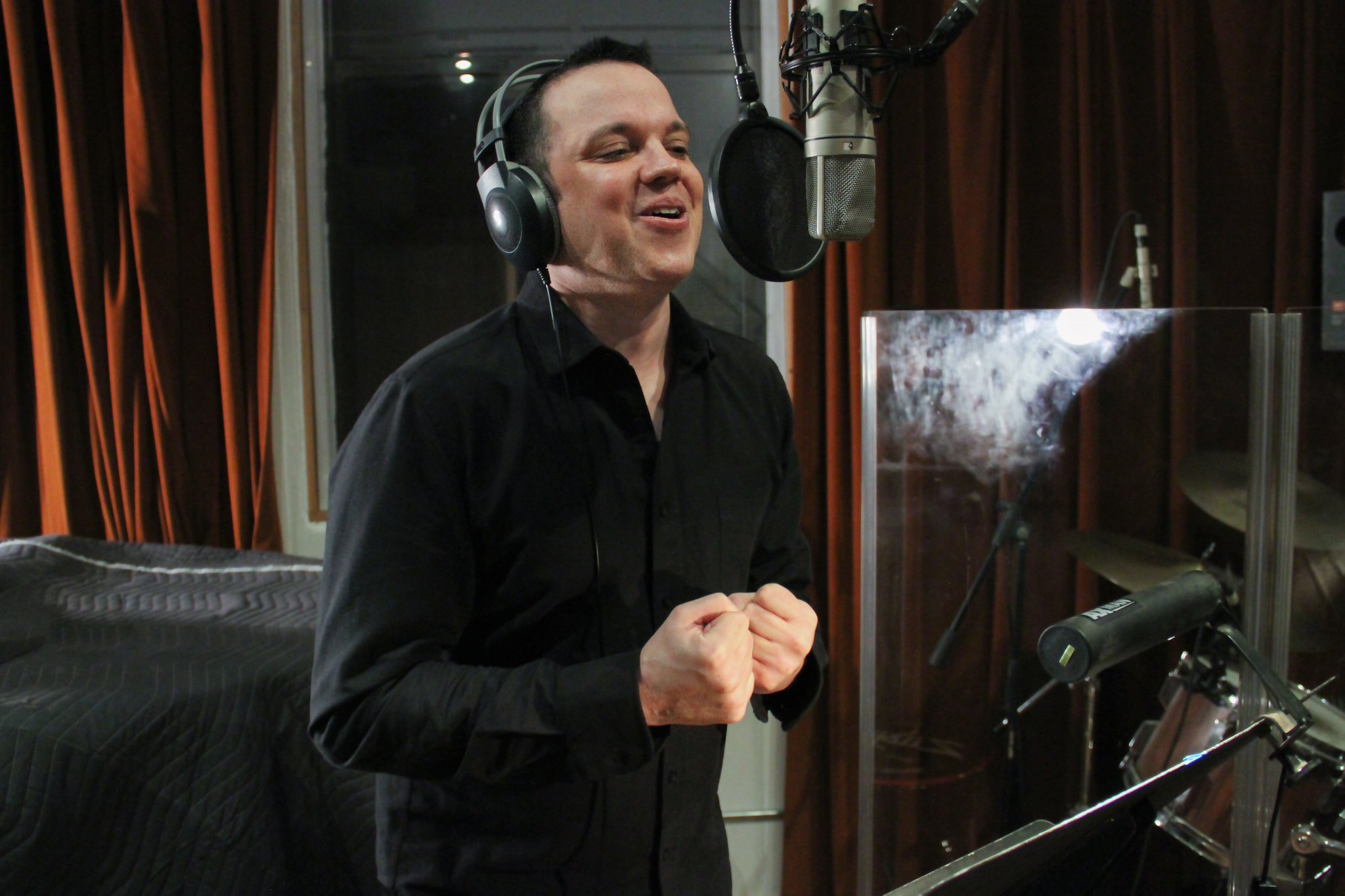 Know Actress Eric Millegan's Net worth, inclusive of Salary & Career ...