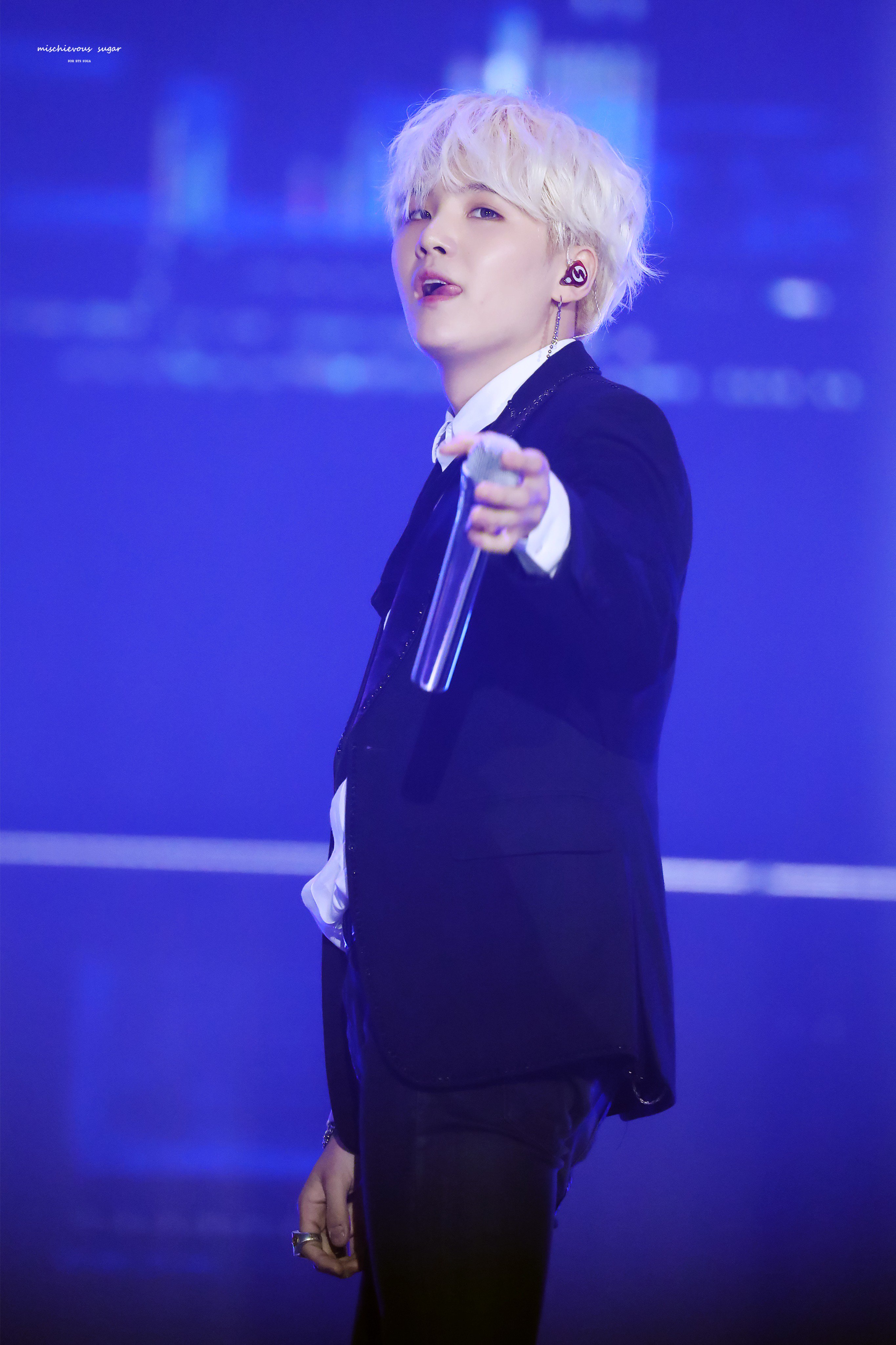 Instiz: Nam thần tượng đã chứng minh rằng nhóm mình không hề hát nhép ...