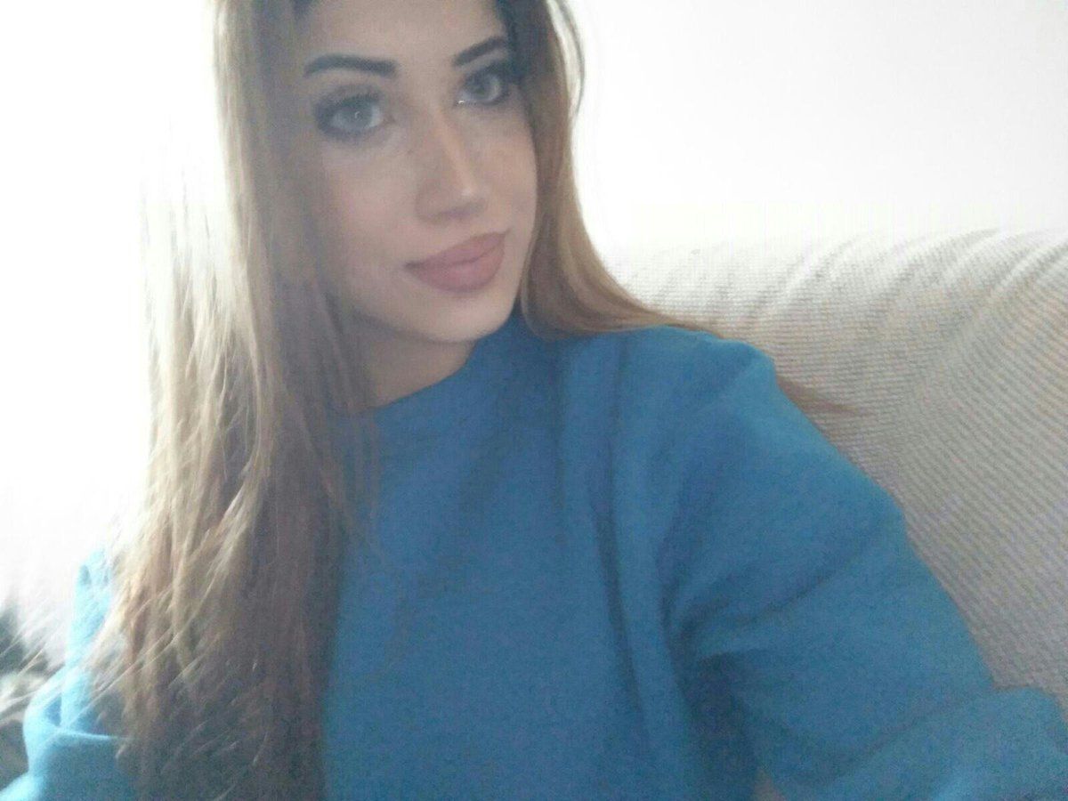 FINmessage on Twitter: "#SpainDomme Alyna wants your #FINmessage now! https://t.co/jGVNs7gd3i # ...