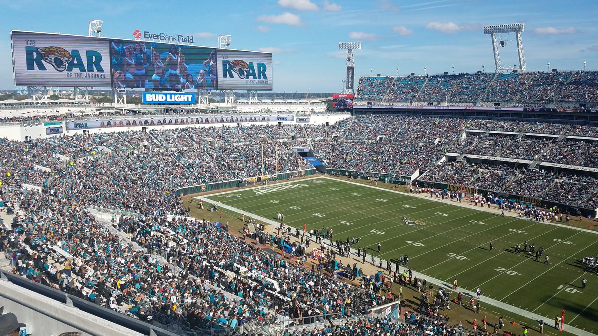 NFL Week 15 empty seats continue - can't give tickets away