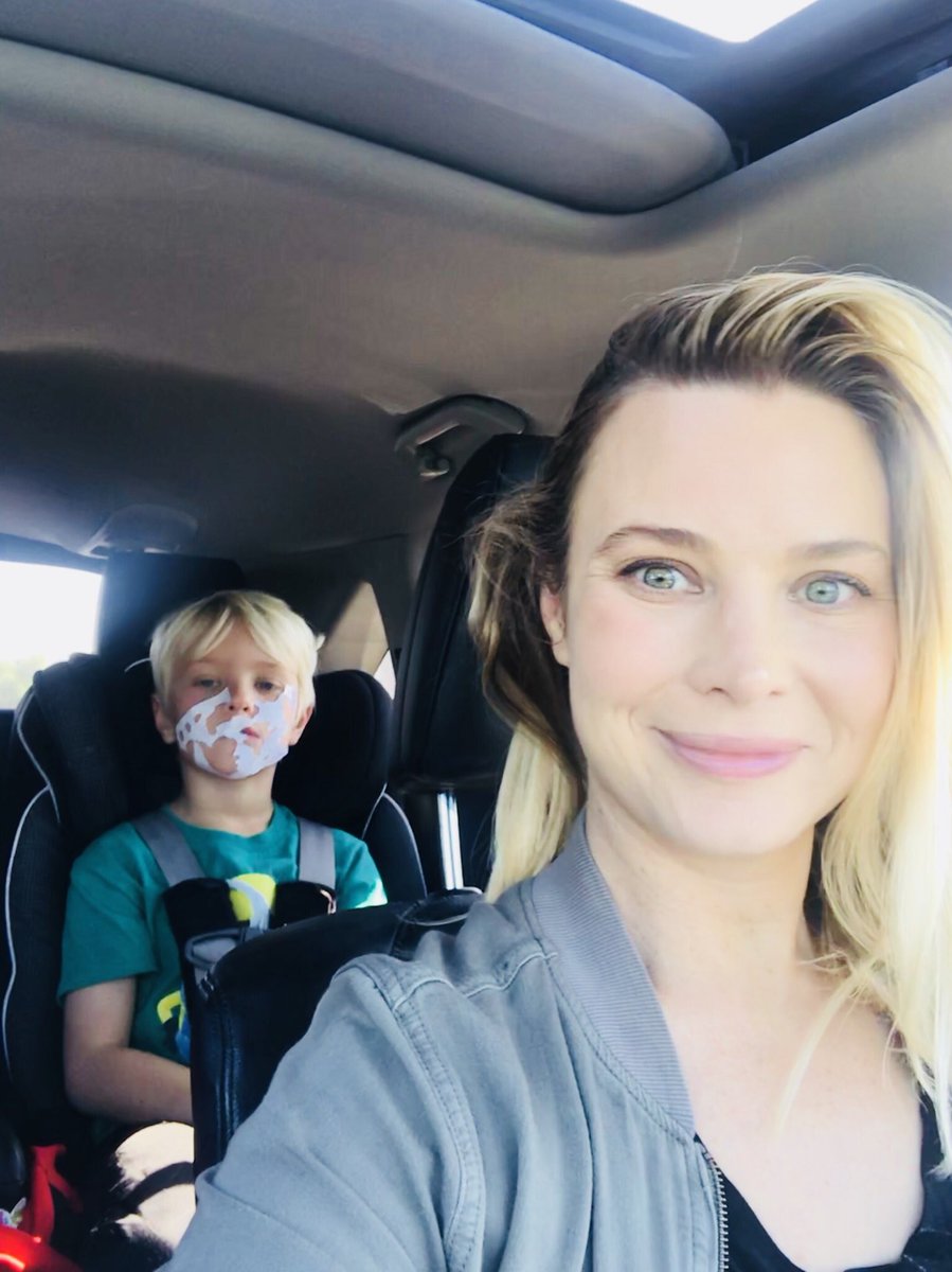 Erica Schoenberg's Tweets: Hendon Mob Poker Database