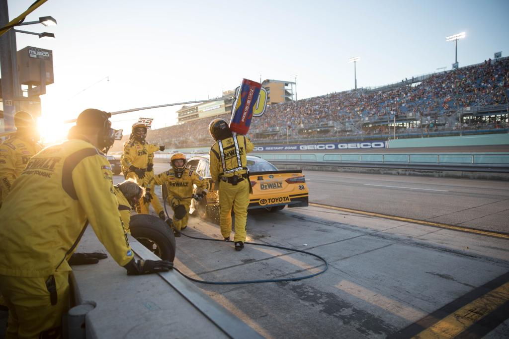Action shots of pit road are some of my favorite ones to look at : r/NASCAR