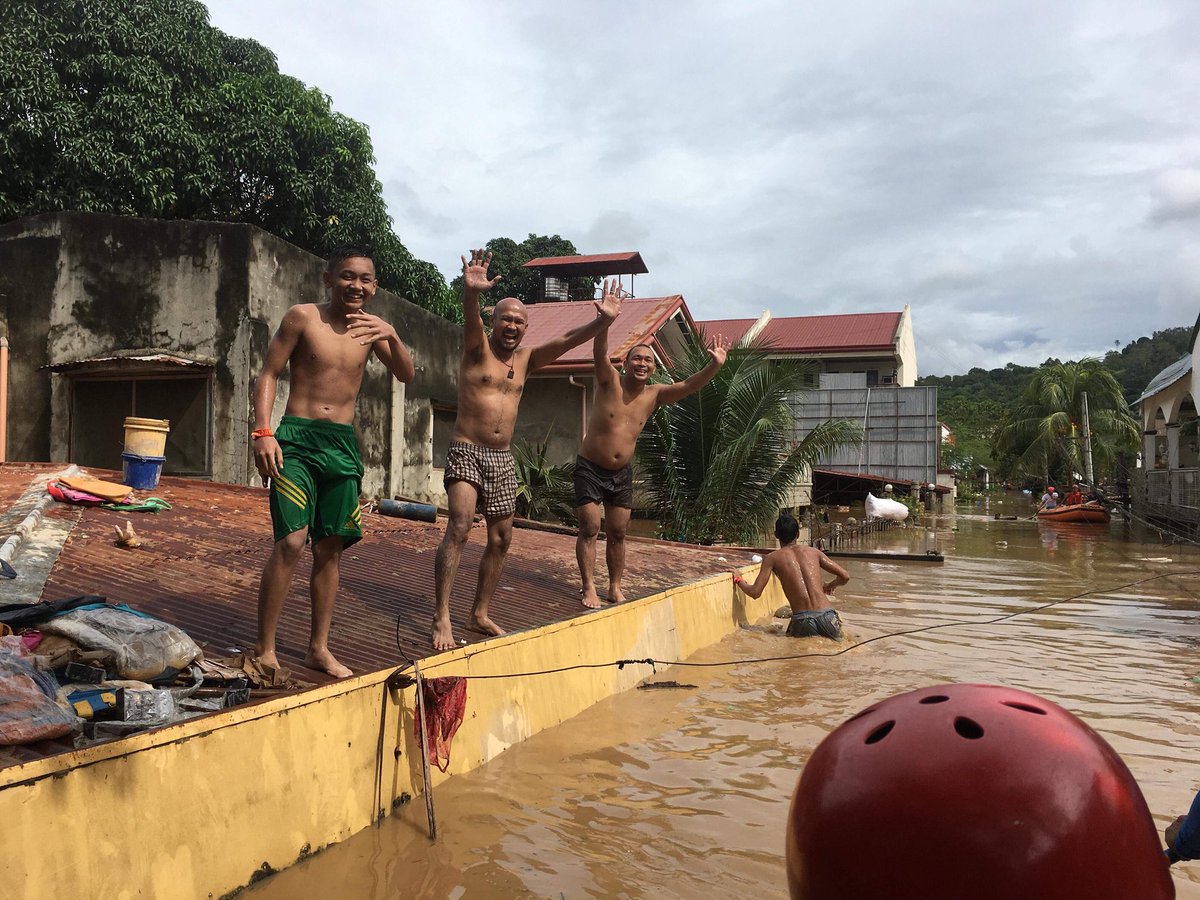 LOOK: Happiness despite challenges. Travel blogger Kyle ‘Kulas ...