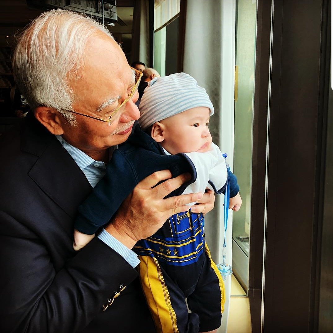 PM: Cucu Saya Adam Razak. Comel Kan?