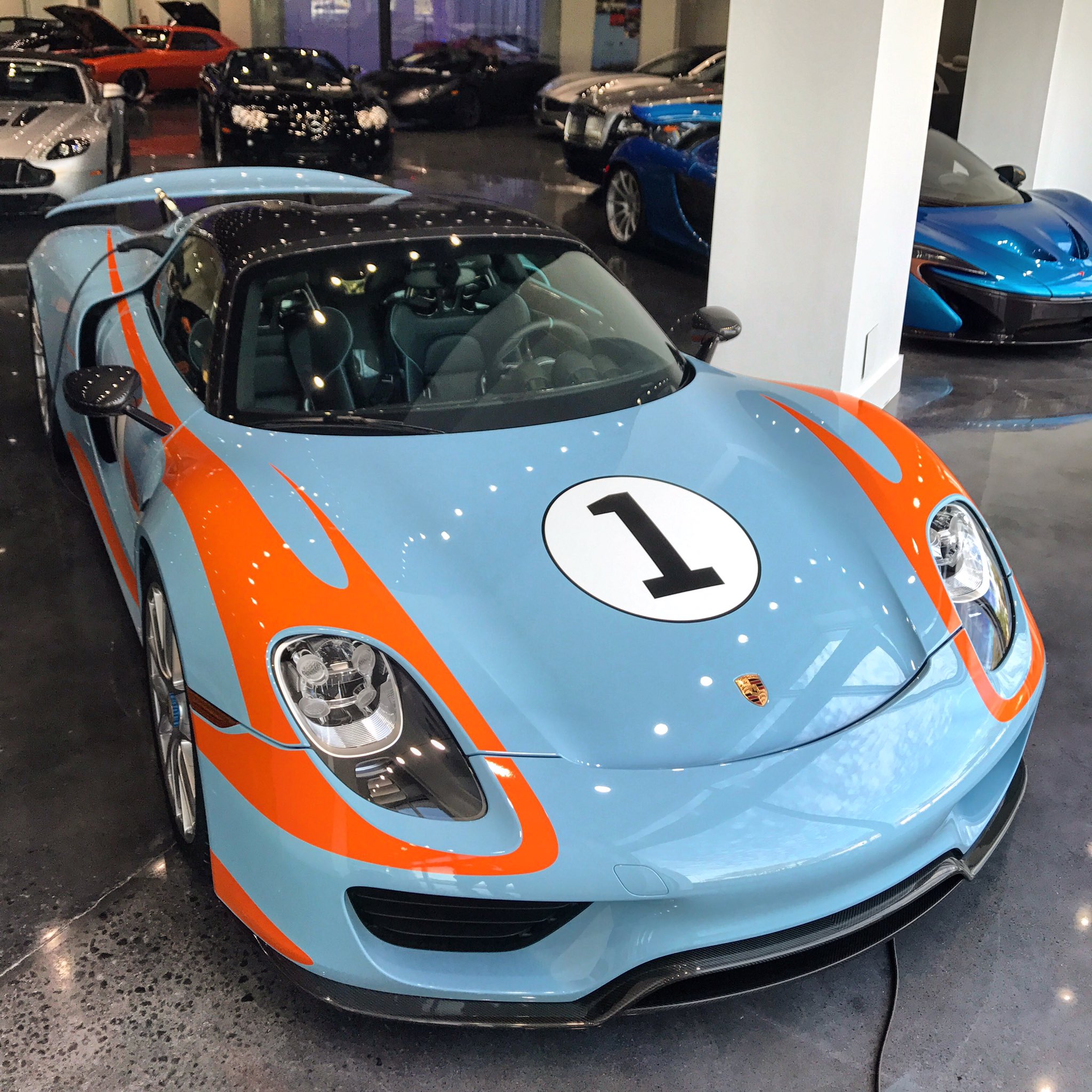 Gulf Porsche 918 Spyder Colors