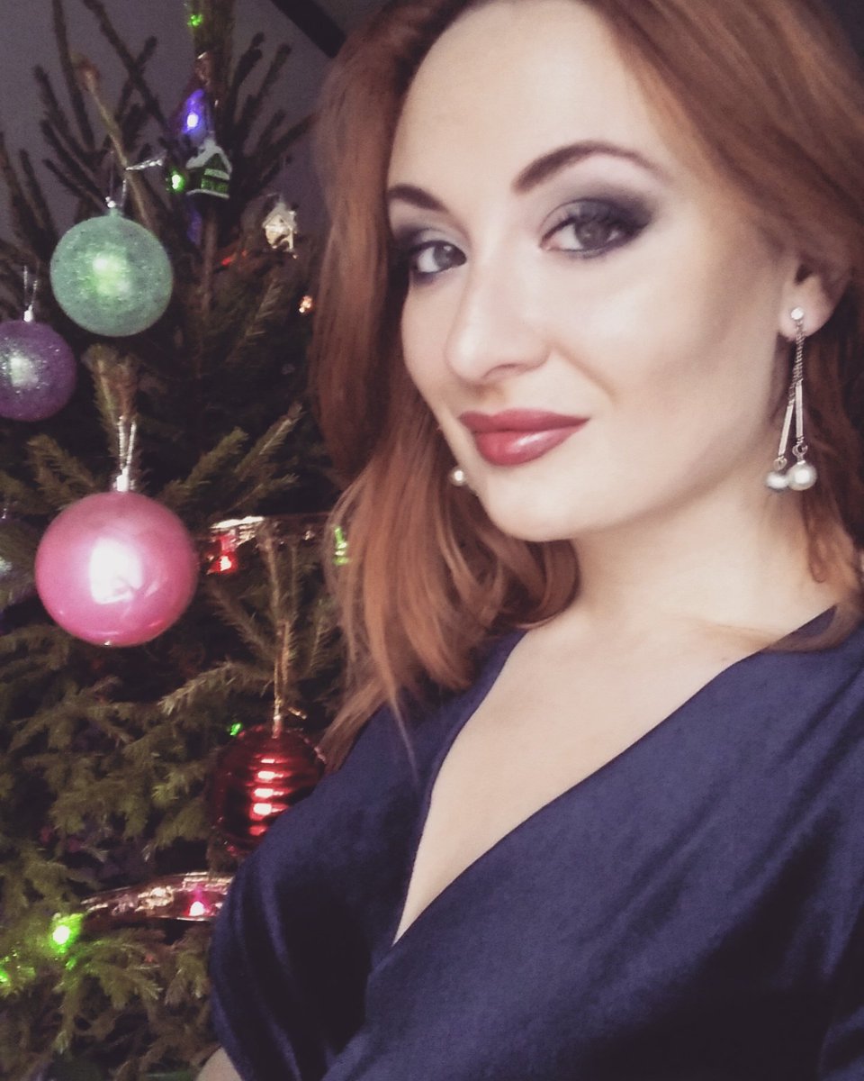 Eva Berger's Instagram, Twitter & Facebook on IDCrawl