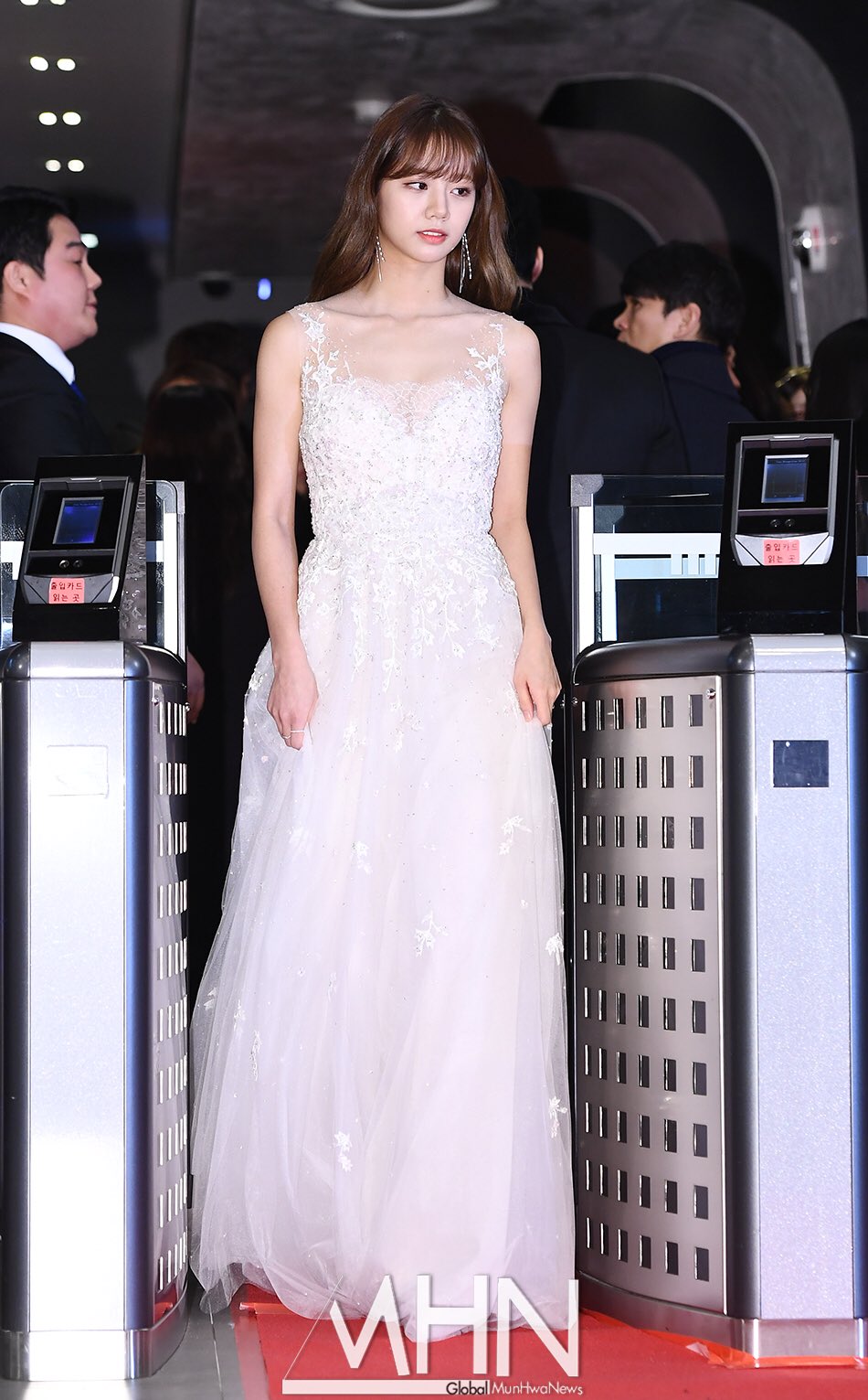 이혜리 Lee Hyeri on Twitter: "171230 Hyeri @ 2017 MBC Drama Awards (Red Carpet) #걸스데이 #GirlsDay #혜리 ...