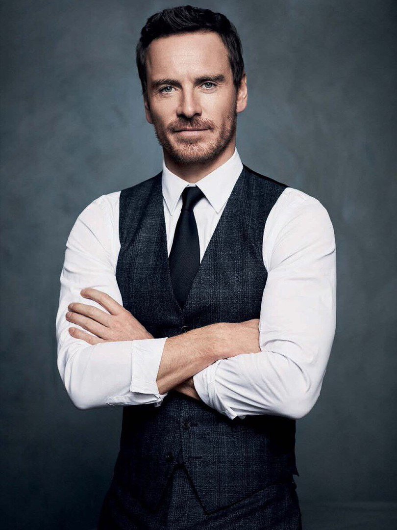 40 Best Headshot Poses And Tips How To Pose People For Headshots