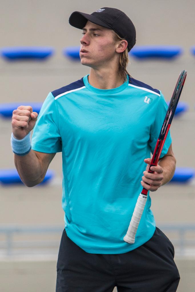 17-year-old Christian Alshon and 15-year-old Fiona Crawley captured ...