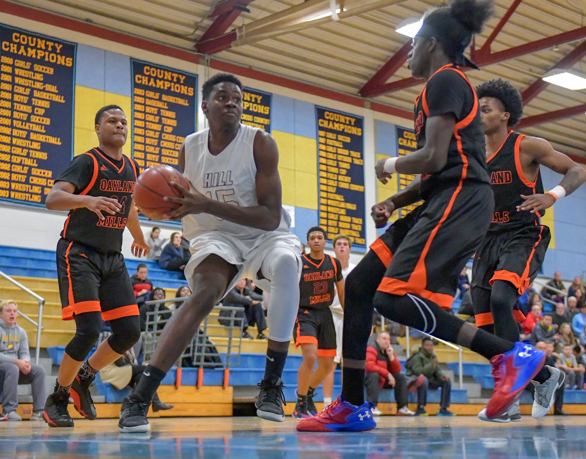 Kyle Stackpole on Twitter: ".@RHHSHawksBall played both big men together for the first time on ...