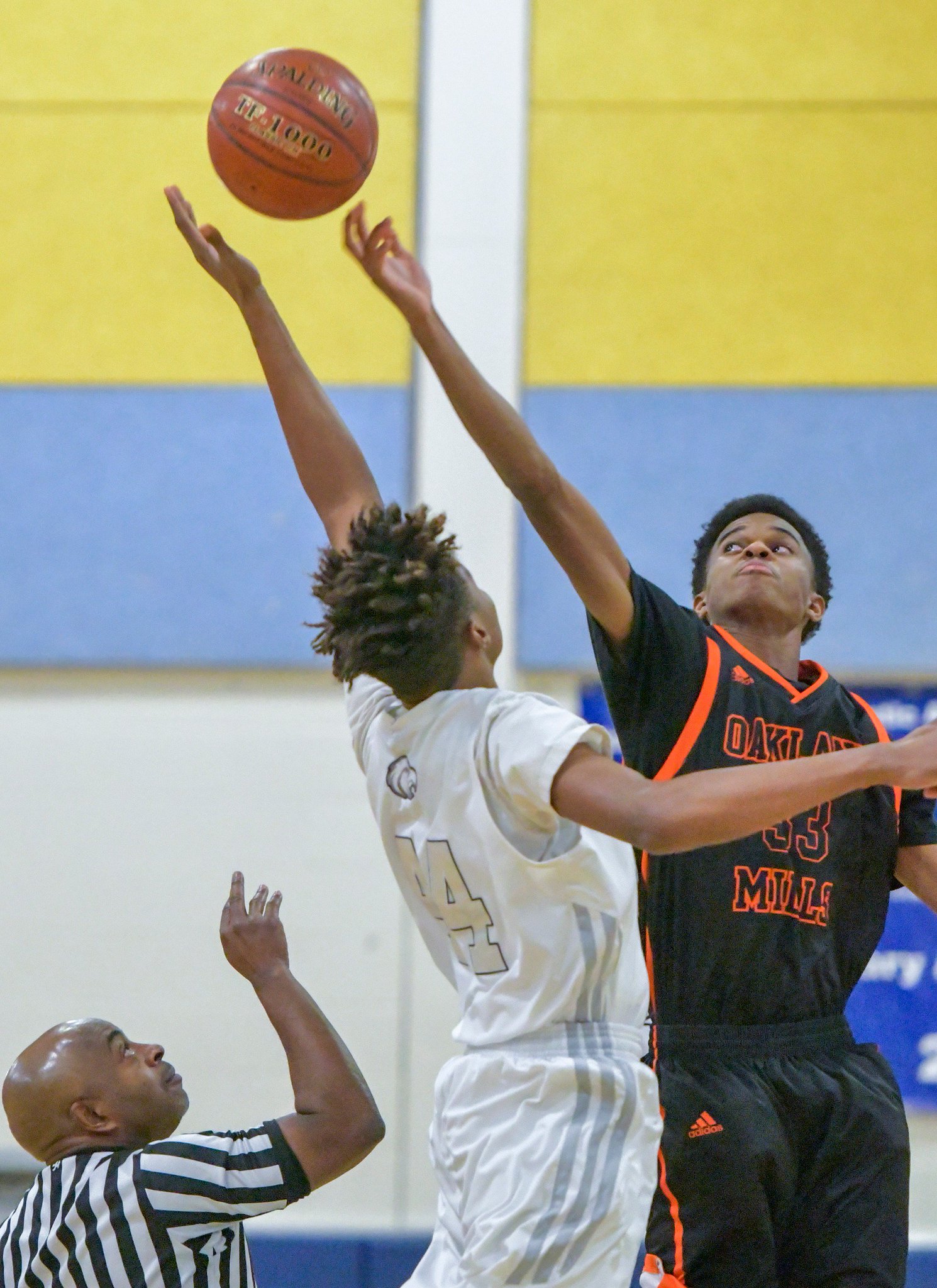 Kyle Stackpole on Twitter: ".@RHHSHawksBall played both big men together for the first time on ...