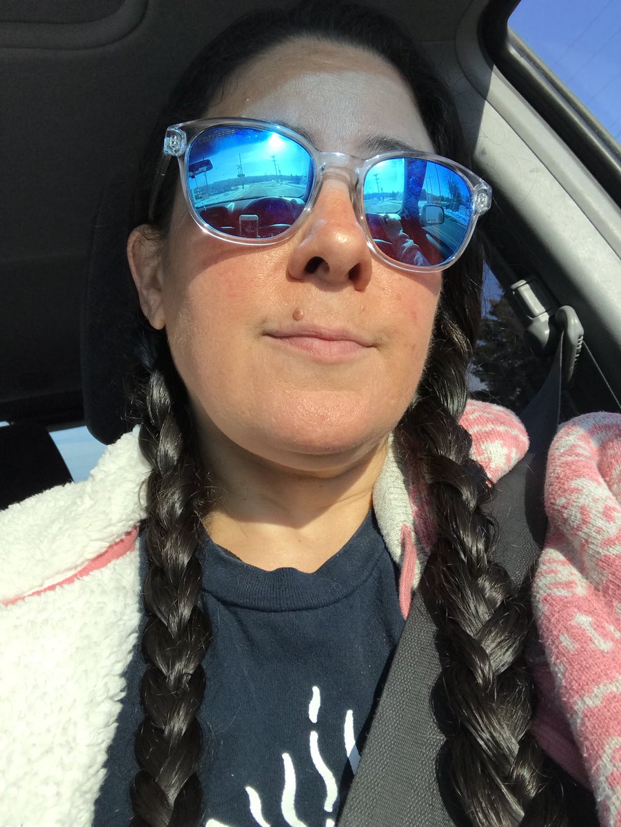 Mindy Michalak's Instagram, Twitter & Facebook on IDCrawl