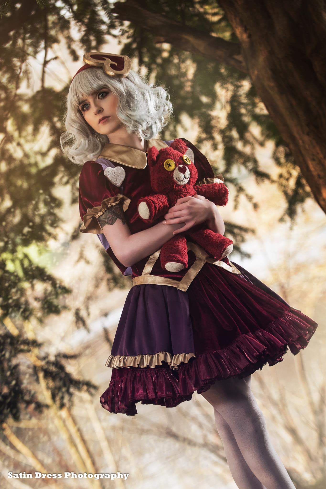 Bubble Cosplay on X Finally did a shoot for my Sweetheart Annie cosplay I ve had this for two years and never got proper photos of it Photo by Satin Dress Photography
