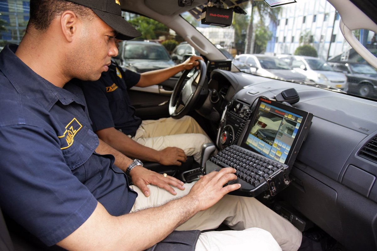 La Policía Nacional se apoya en la tecnología de punta para prevenir y ... La Policía Nacional se apoya en la tecnología de punta para prevenir y ...