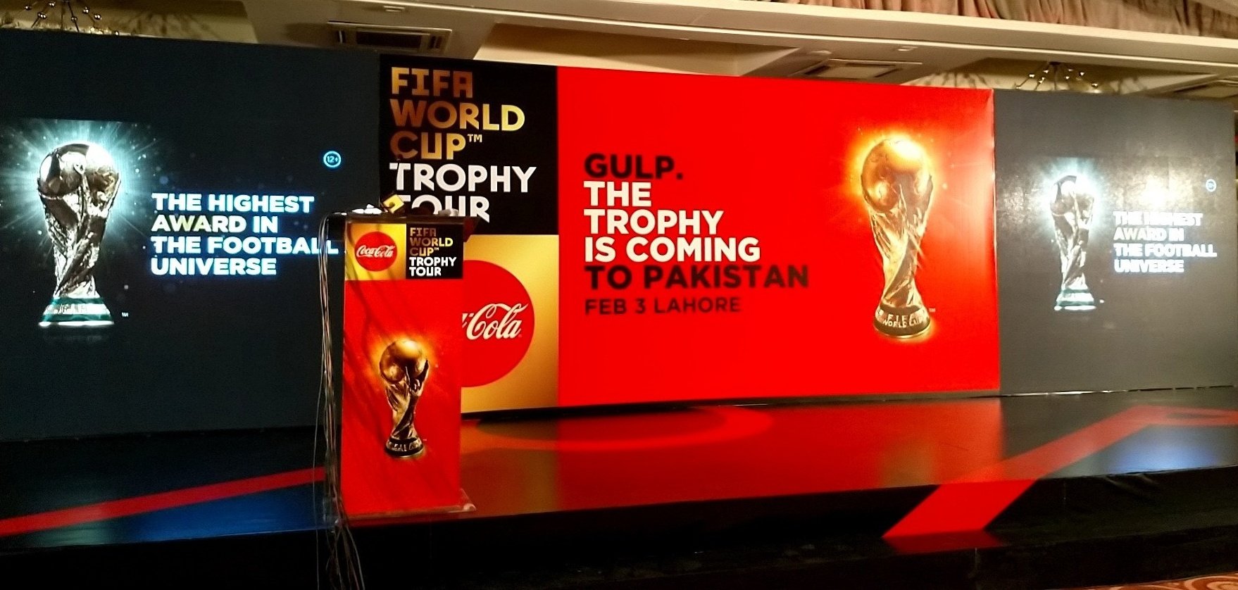 FIFA World Cup trophy comes to Pakistan ~ Bekaarfeed
