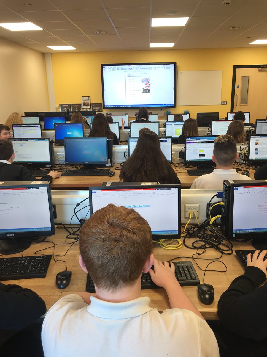 Ysgol Bryngwyn School - Hard at work in ICT...