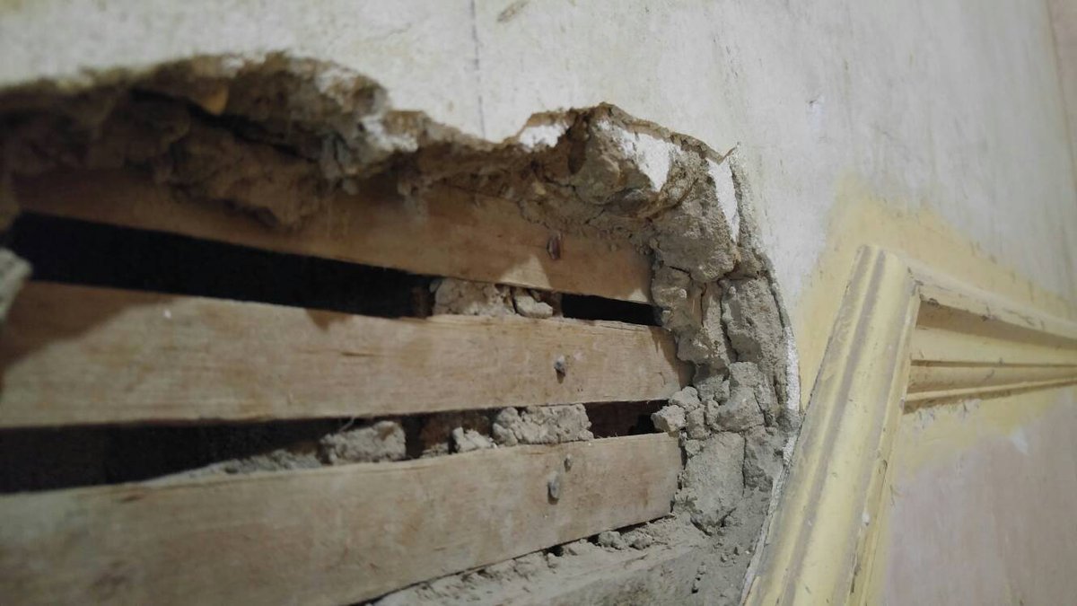 Wall anchors for lath and plaster - booyex