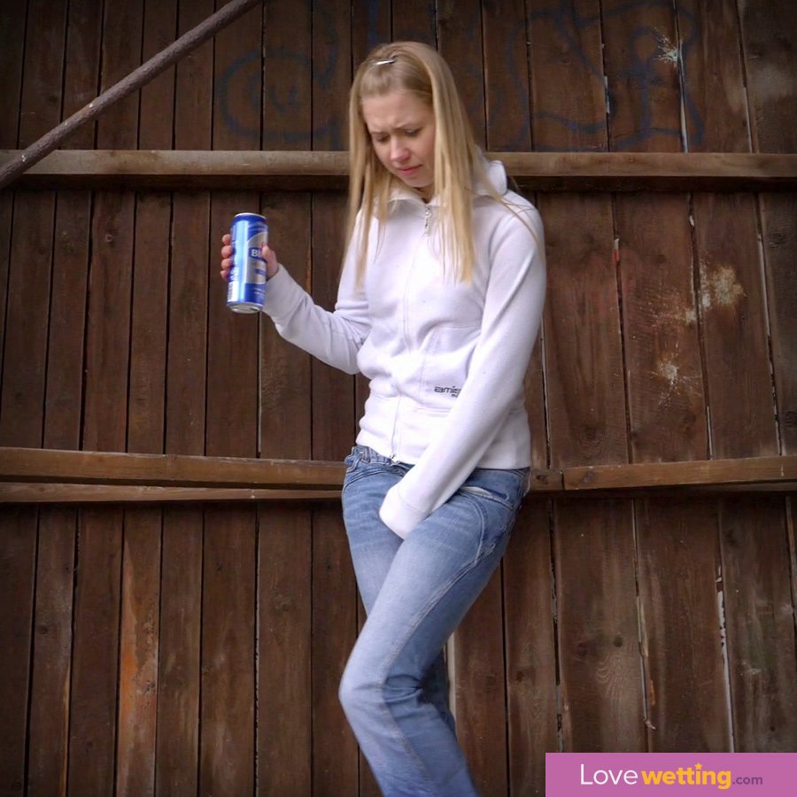 Girls Need To Pee Wetting Panties And Jeans Xnxx Hot Sex Picture