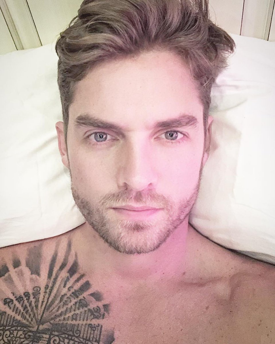 Brett Young Lpsg