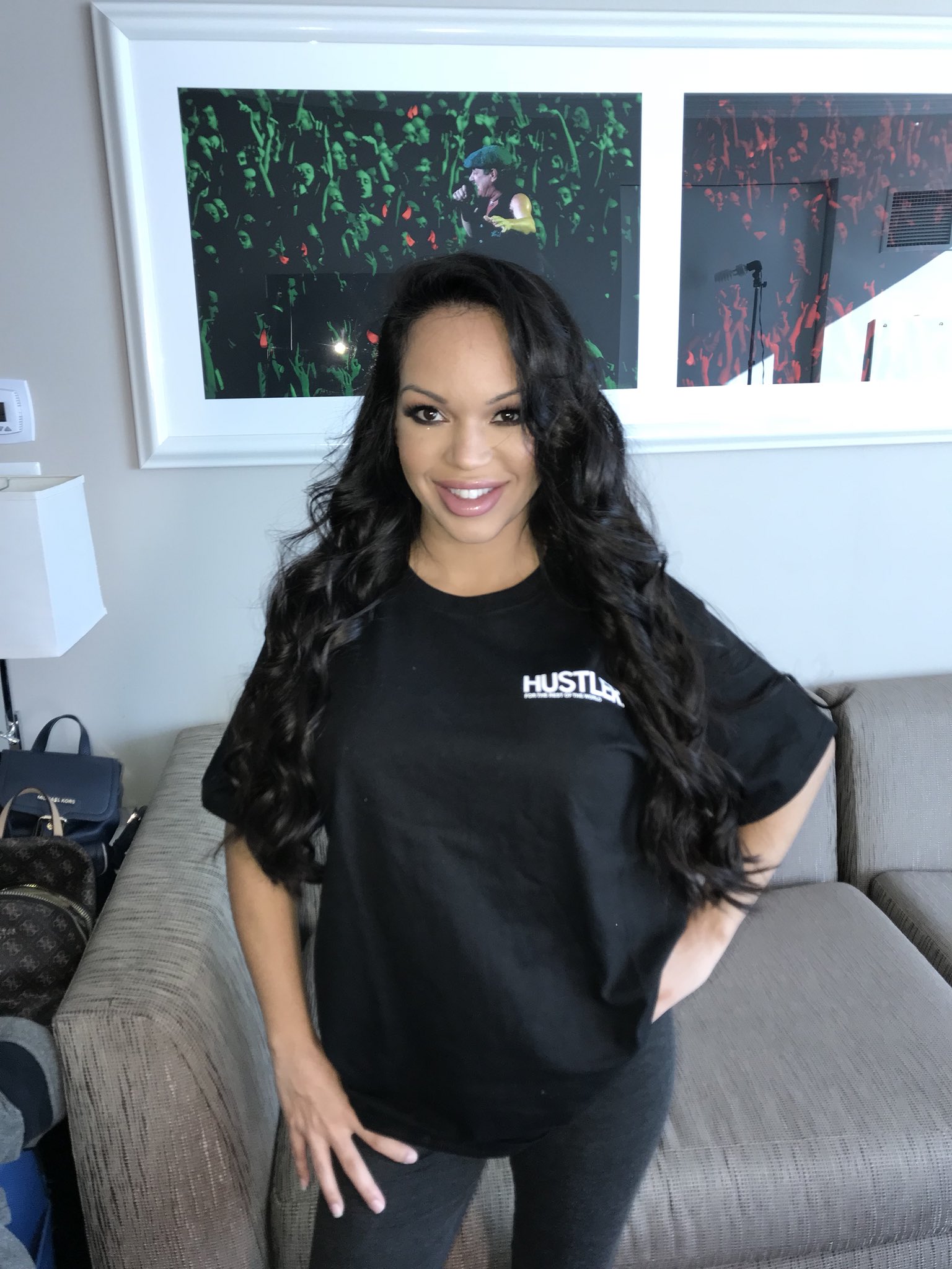 TW Pornstars - 3 pic. Emily Mena. Twitter. Last year I told myself I ...