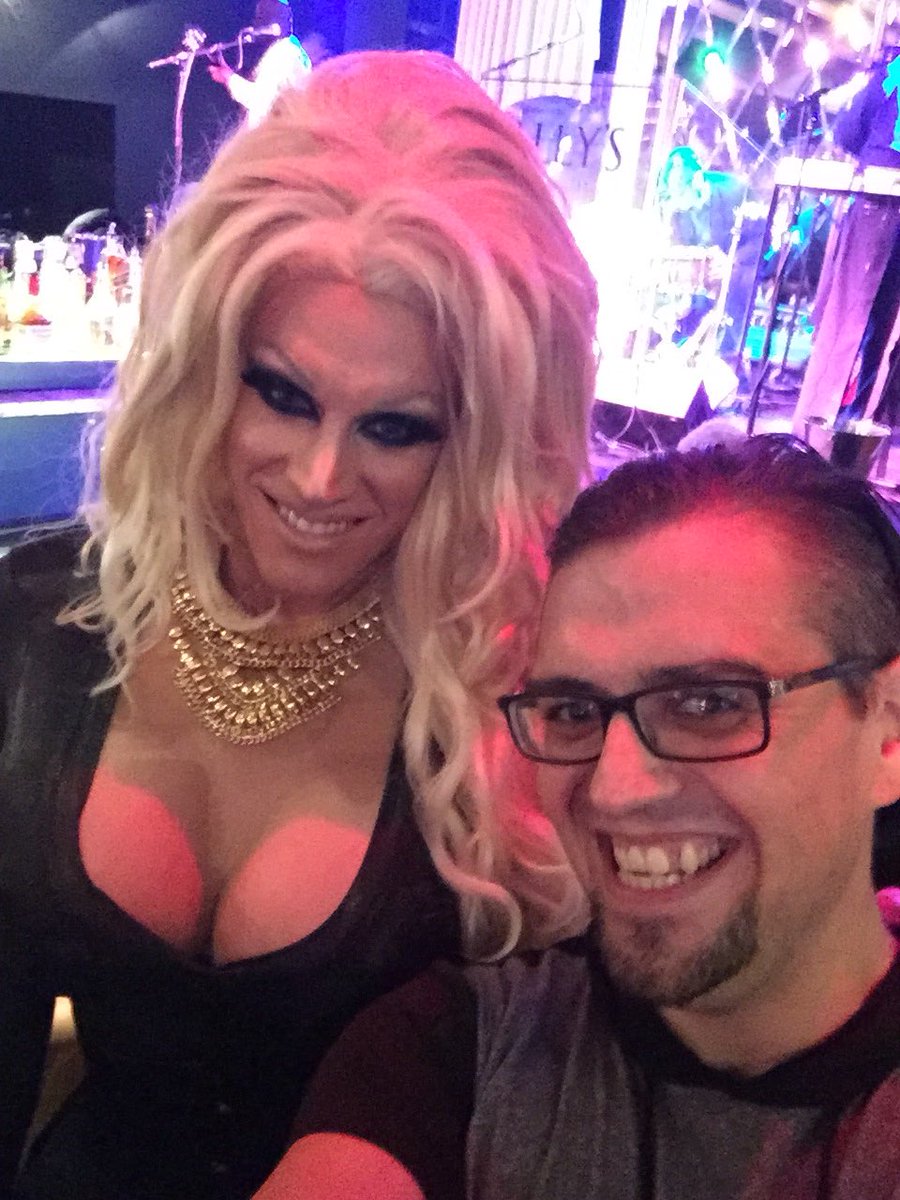 Roxy Starr Taylor (@RoxyStarrTaylo1) | Twitter