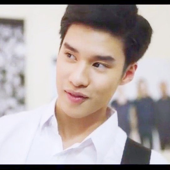 Nang Ngin Hom on Twitter: "I love your eye 👀 I love your smile 💋 I love your face 😇 Finally i ...