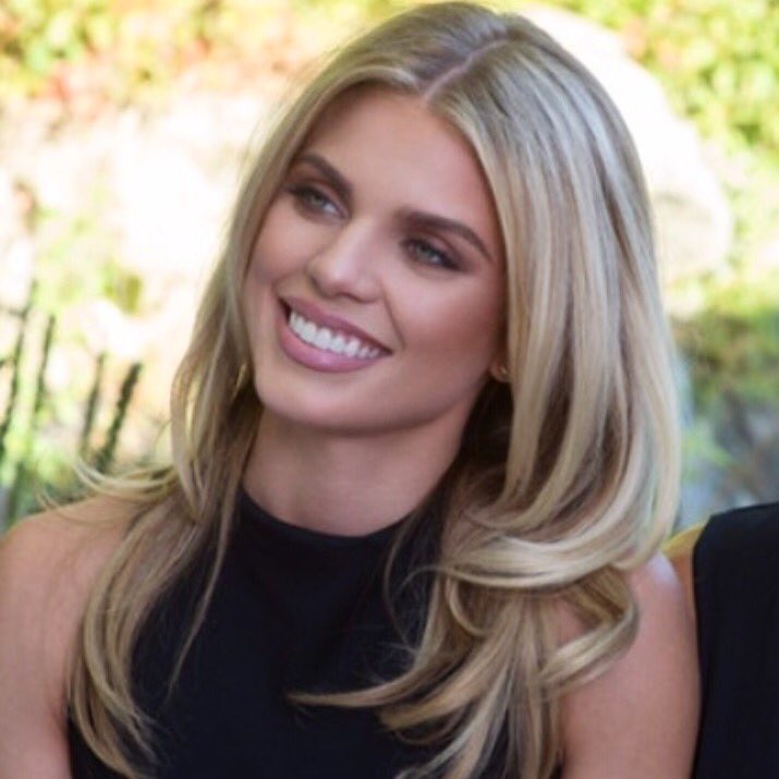 Annalynne Mccord Straight Hair