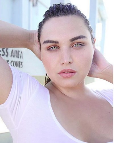 Estefanía villarreal o mejor conocida como celina en la exitosa serie ...