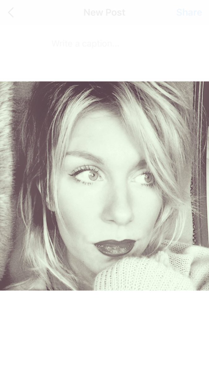 Elektra Smith's Instagram, Twitter & Facebook on IDCrawl