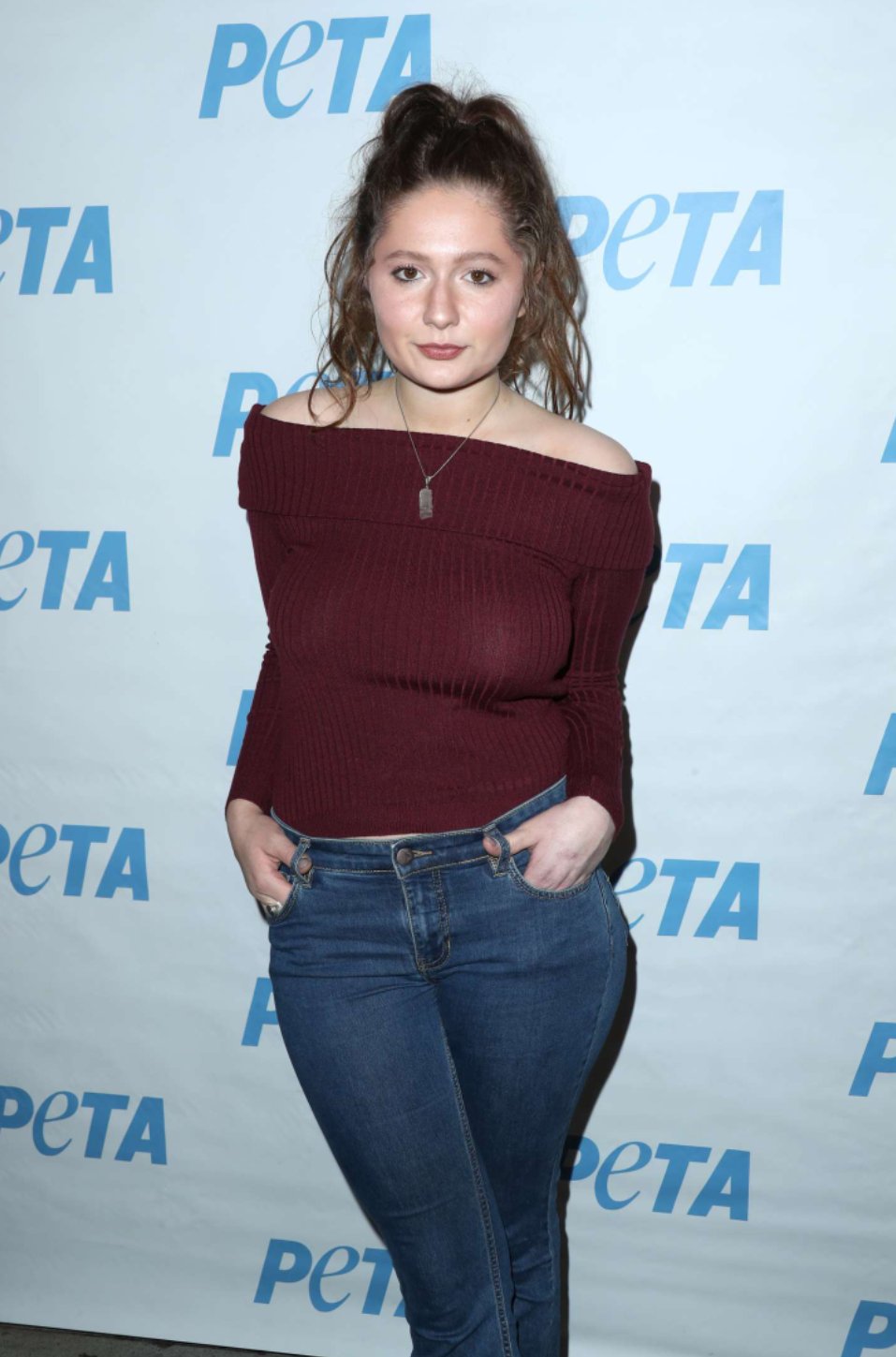 Emma Kenney Debbie Gallagher