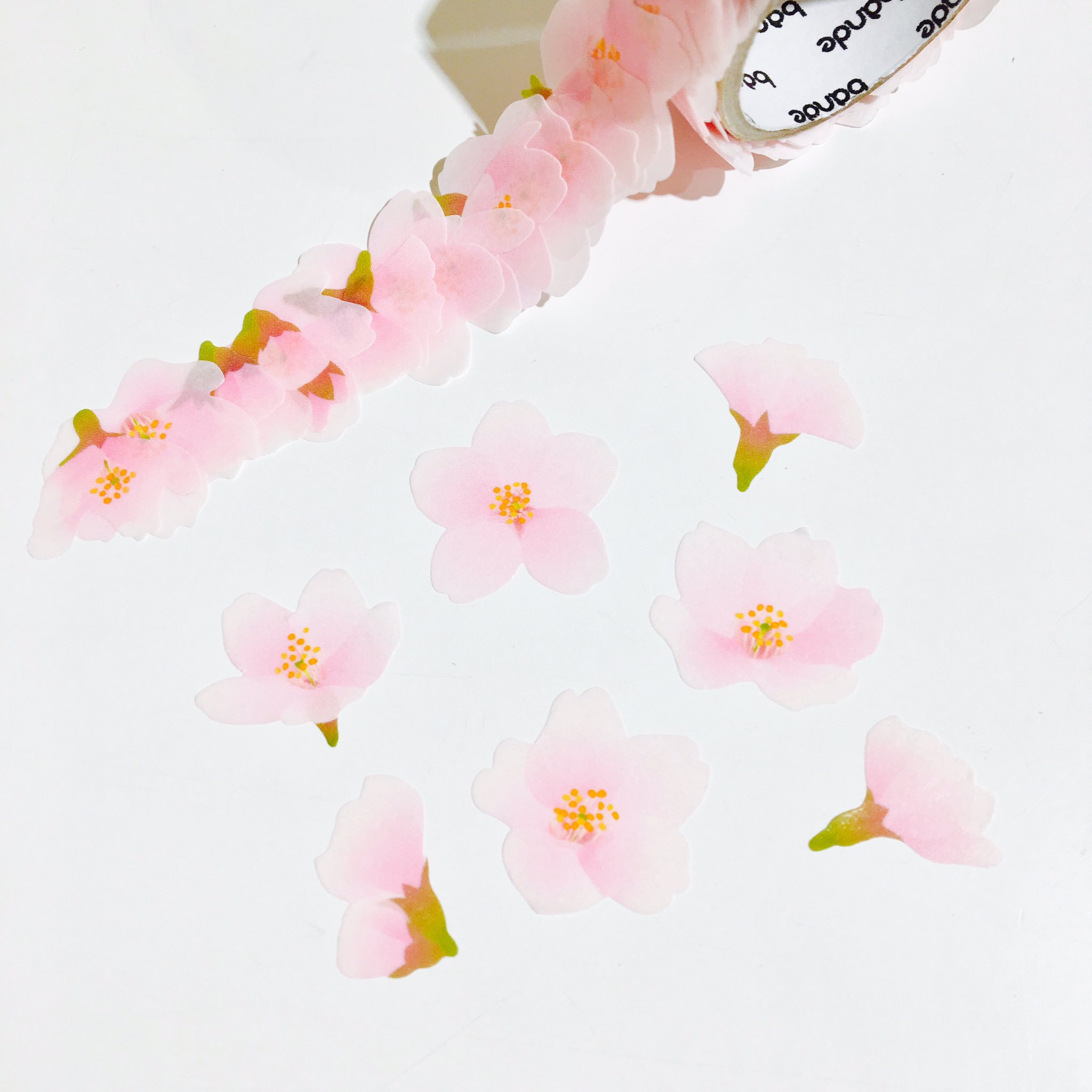 コトラモノラトゥールズ新宿店 On Twitter ★bande 桜の花びら・ソメイヨシノ 入荷しました!★シールのように1枚ずつめくれる大人気のマスキングロールステッカーに、形や