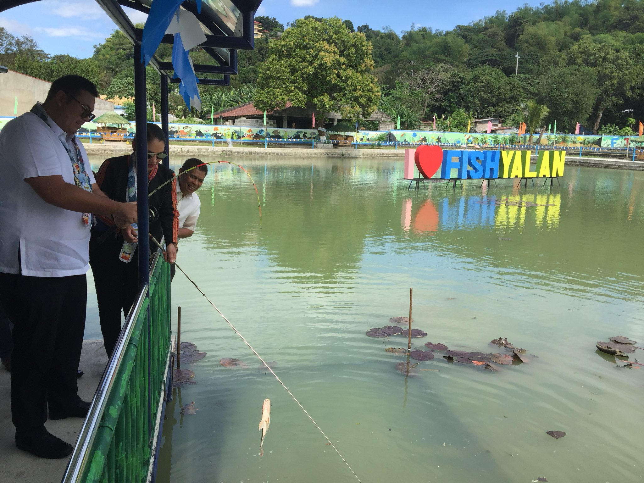 ABS-CBN News on Twitter: ABS-CBN News on Twitter: