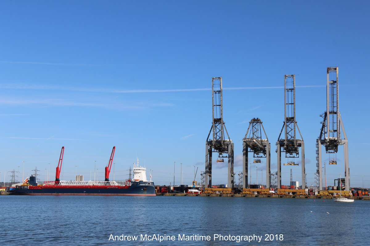 STS Crane Boom Deliverd At Southampton
