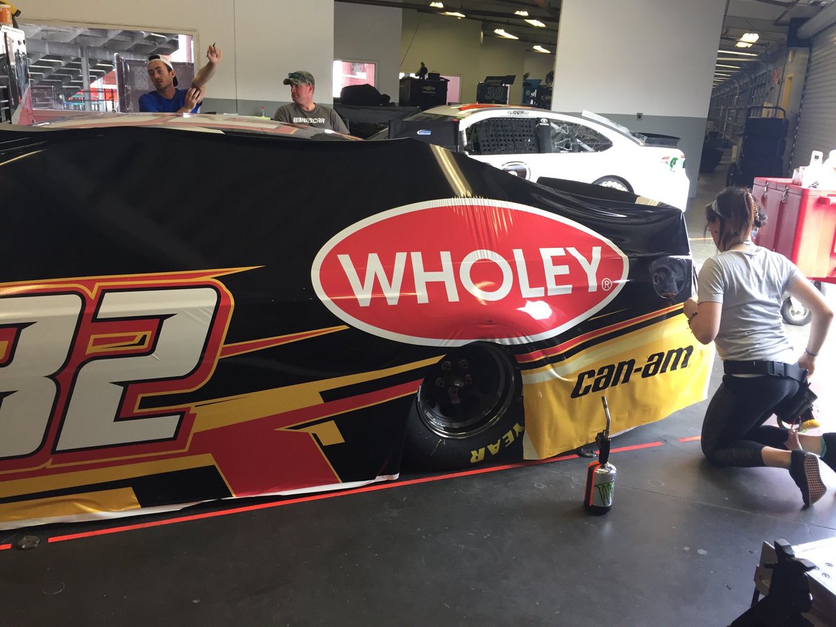 GoFAS Racing 32 being re-wrapped to the Can-Am colors for the Can-Am ...