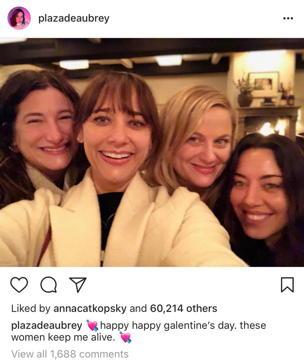 Amy Poehler And Rashida Jones