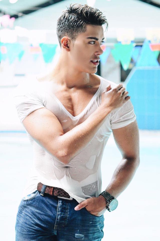 Ecuadorian Male Models