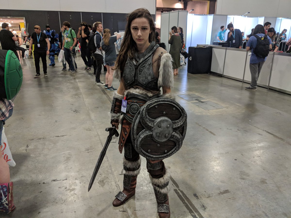 Skyrim Cosplay Lydia