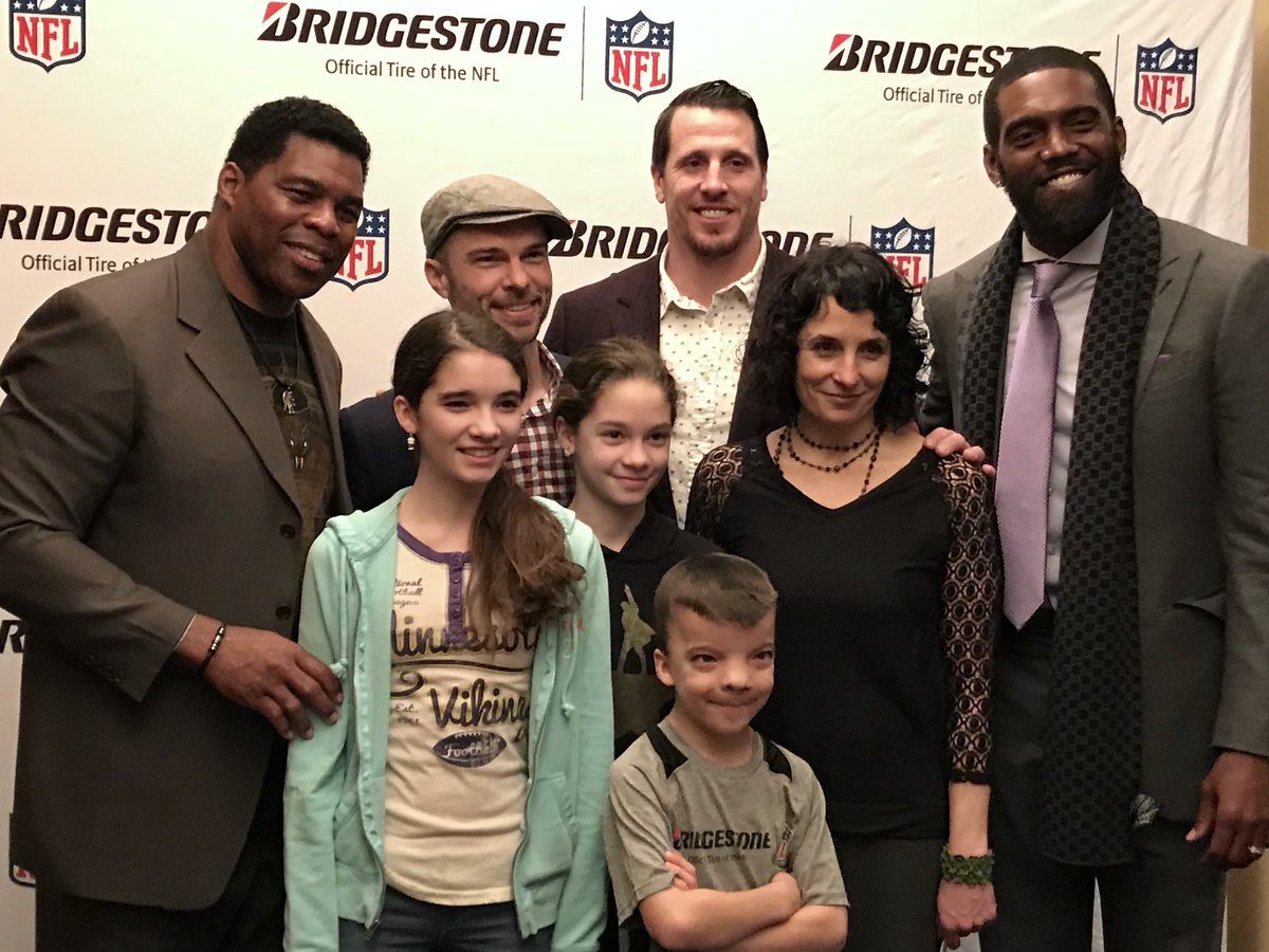 Herschel Walker (@HerschelWalker) | Twitter Herschel Walker (@HerschelWalker) | Twitter