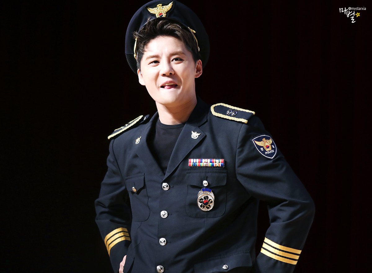 XIA JUNSU PICS 🦋 on Twitter: "170204 © mystarxia…