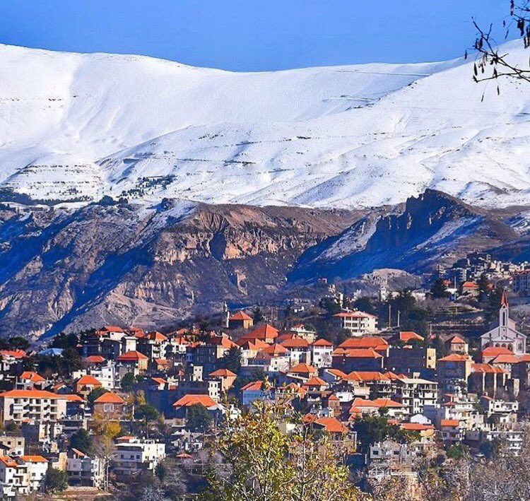 Hasroun Photo by H. Frangieh picture of the Lebanon 2/11/2018 : r/lebanon
